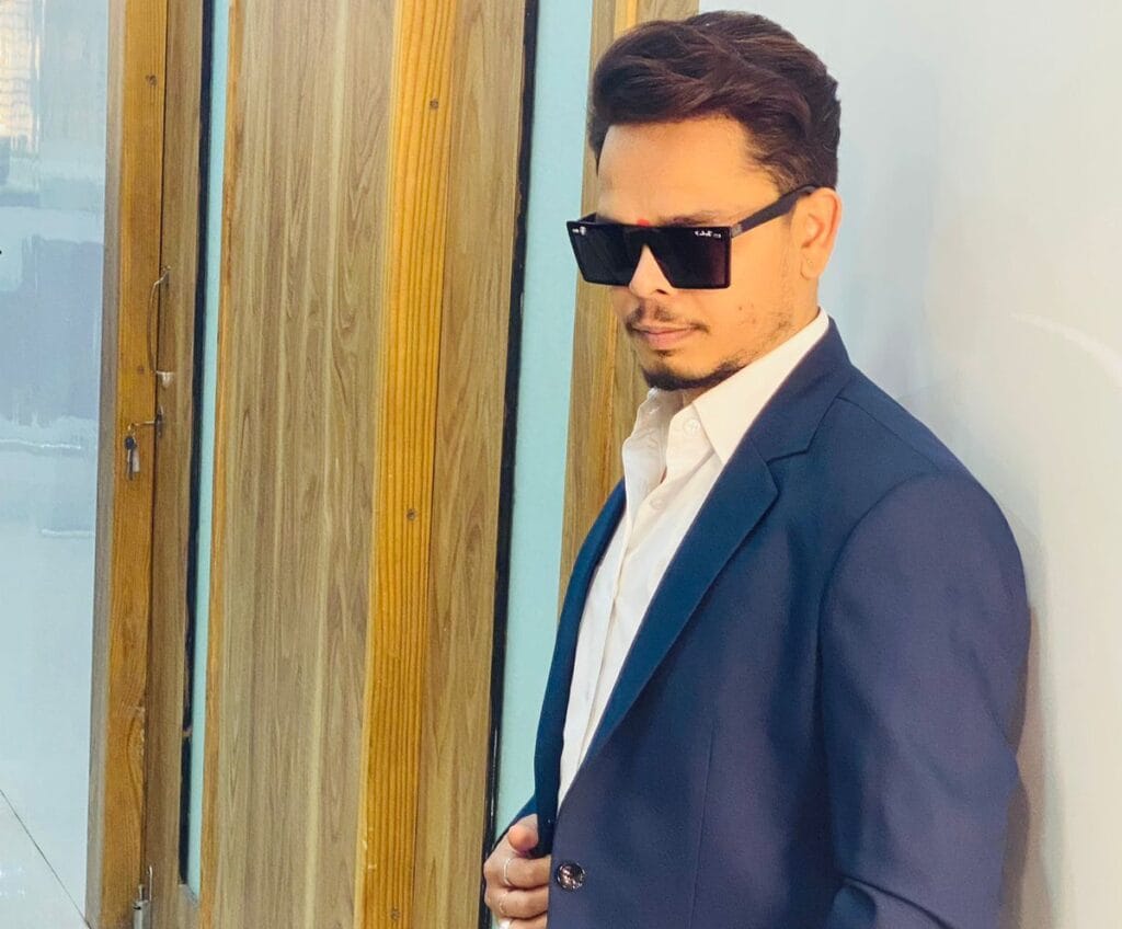 Tricolor hoisted at Machla Magra Fort! - Entrepreneur Saathi