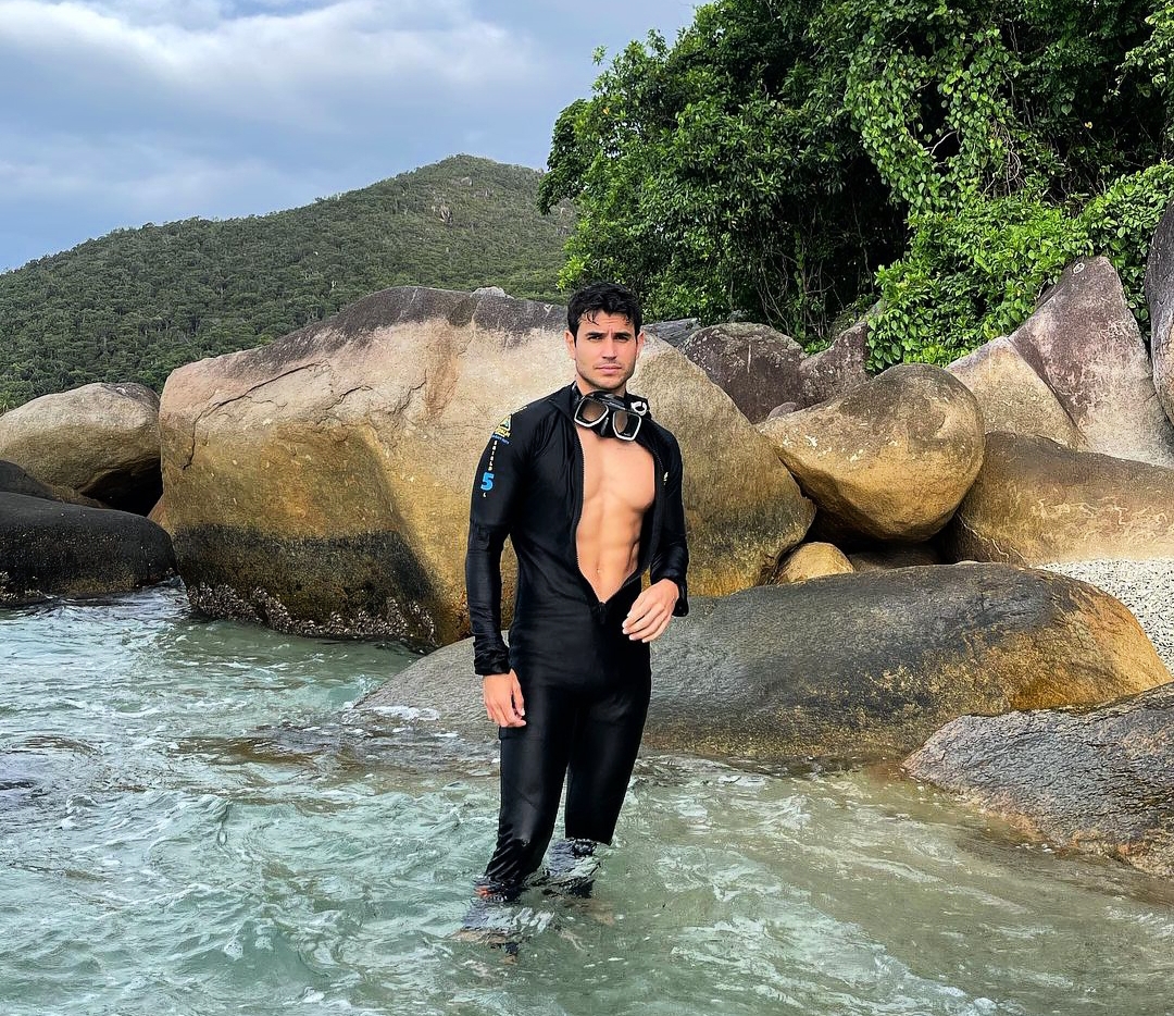 Levi Neufeld Biography, Age, Career - Entrepreneur Saathi